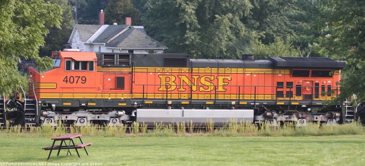 BNSF 4079
